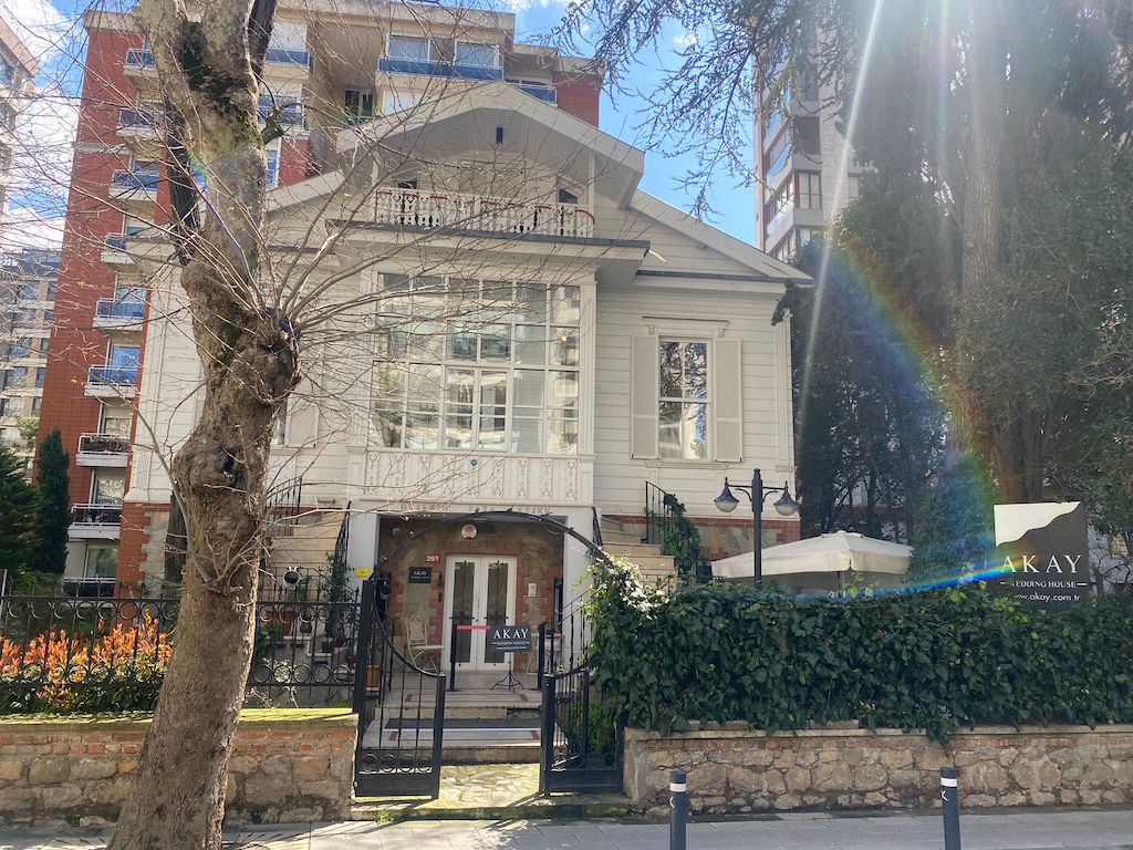 AKAY Wedding House | Erenköy Boutique
