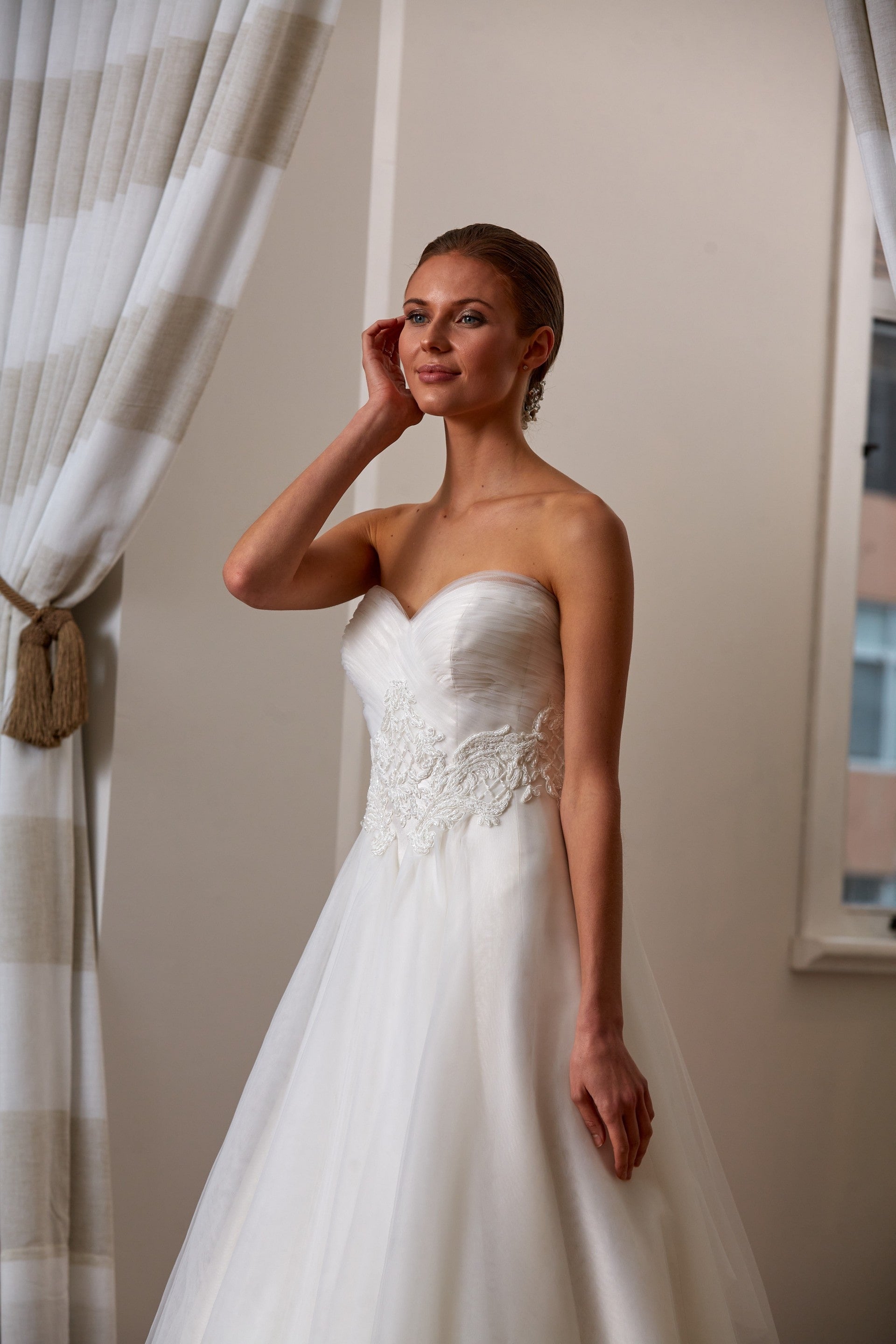 MODEL 20359 – AKAY